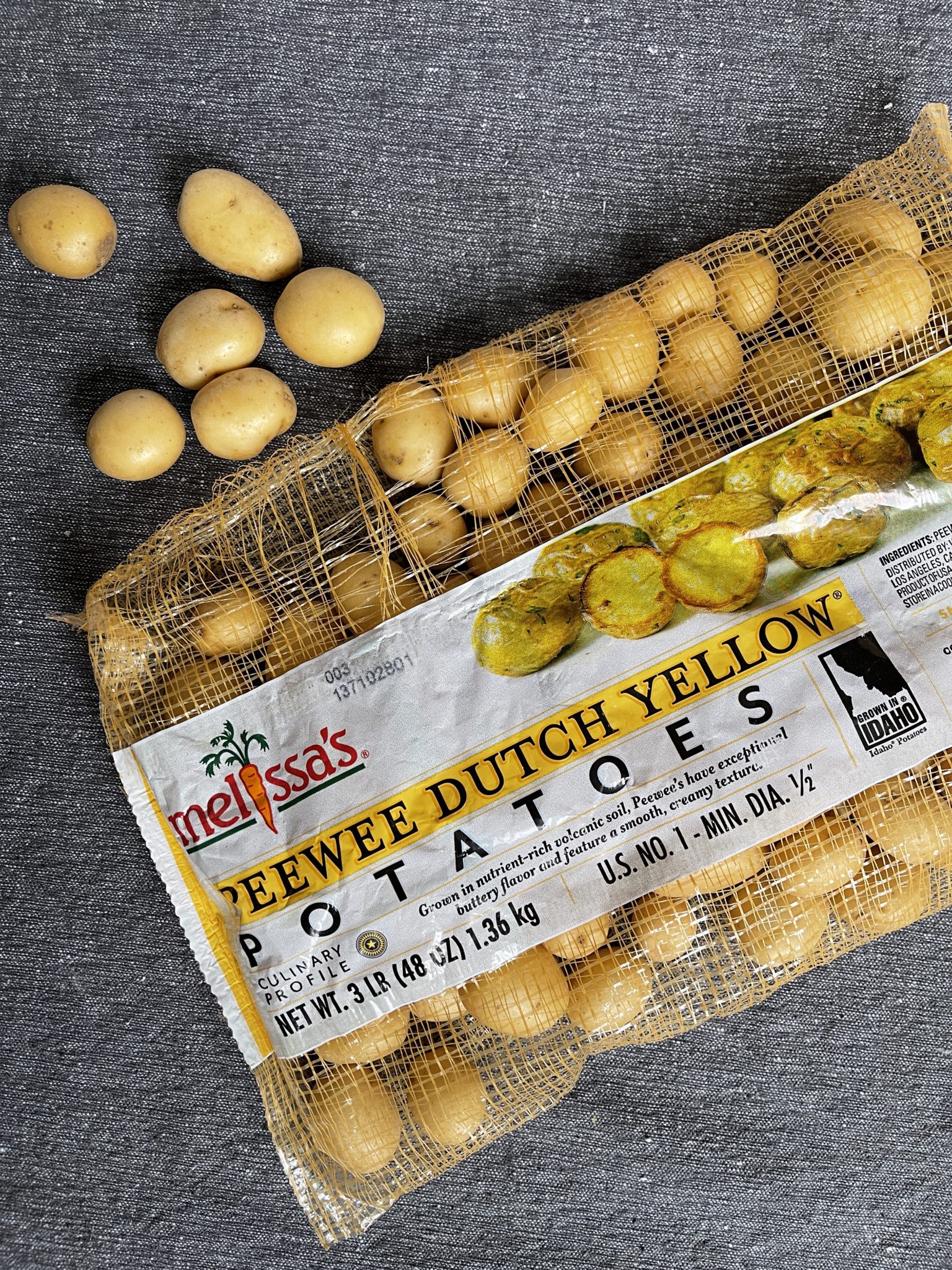 Crispy Smashed Peewee Potatoes - Jolly Tomato