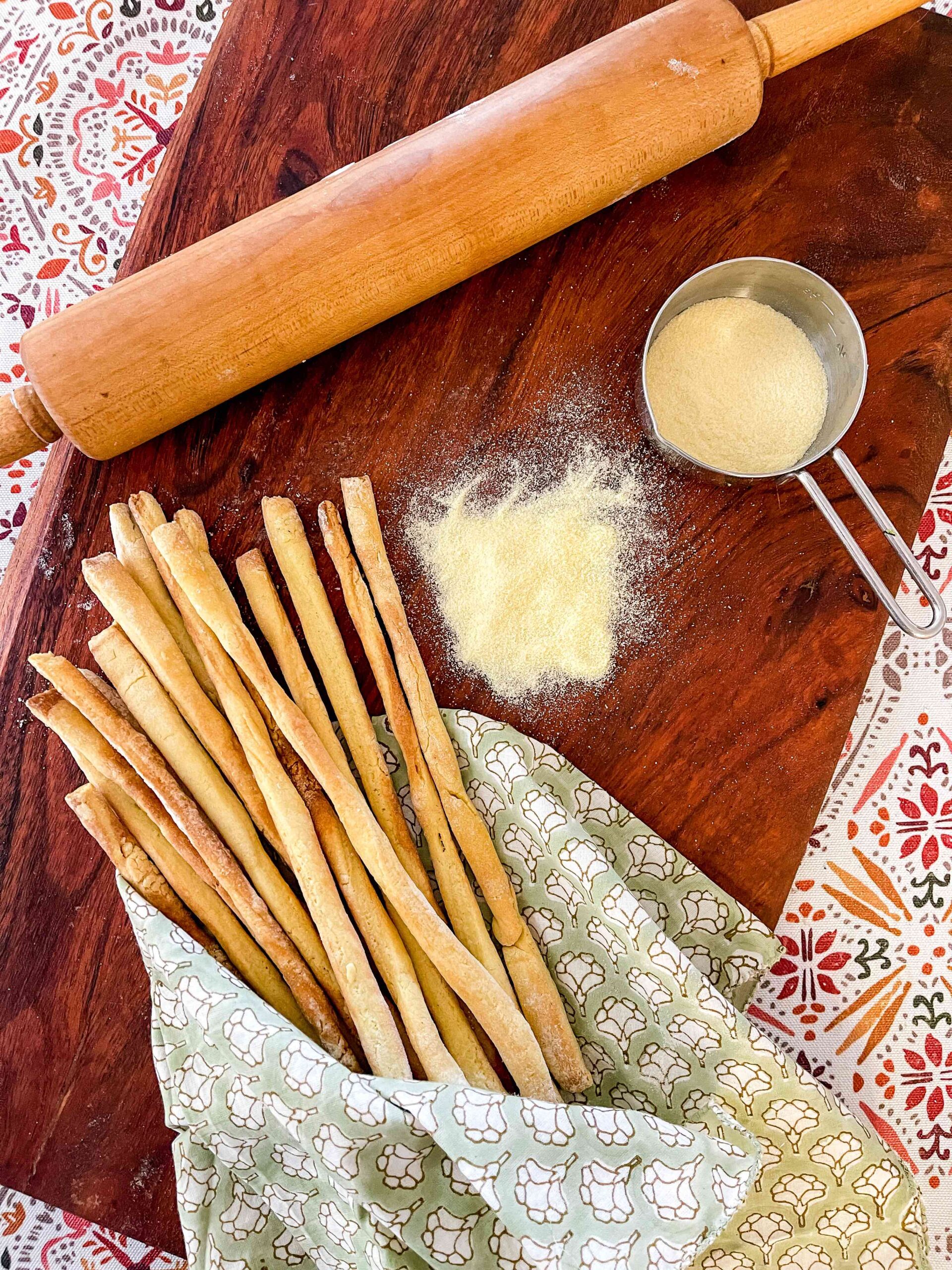 Homemade Semolina Grissini (Italian Breadsticks) - Jolly Tomato